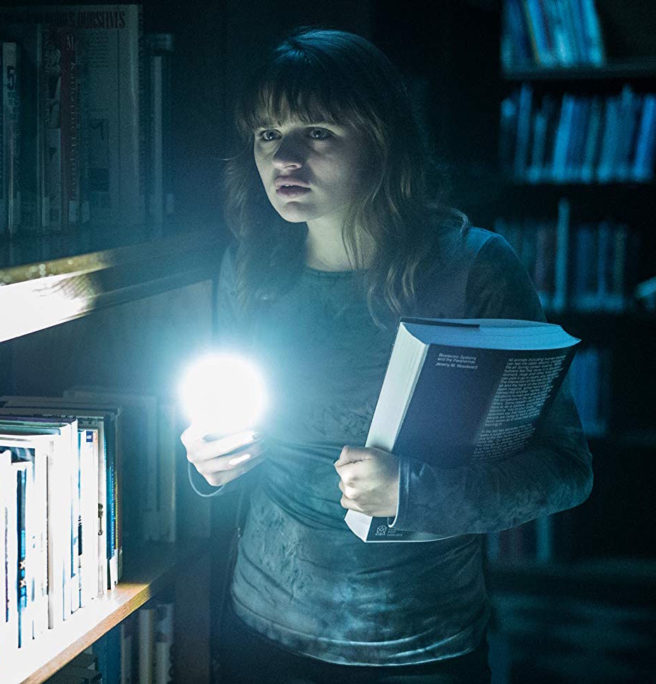 Movie Review: “SLENDER MAN’s” big-screen debut is severely anemic - Rue ...